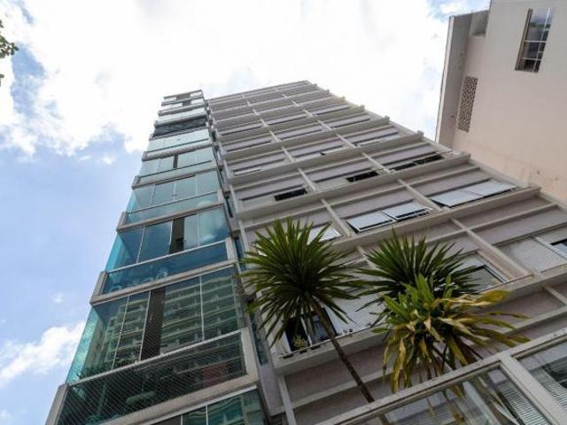Apartamento tipo para venda com 3 quartos, sendo 1 suíte, 158m²