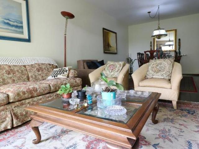 Apartamento tipo para venda com 3 quartos, sendo 1 suíte, 179m²