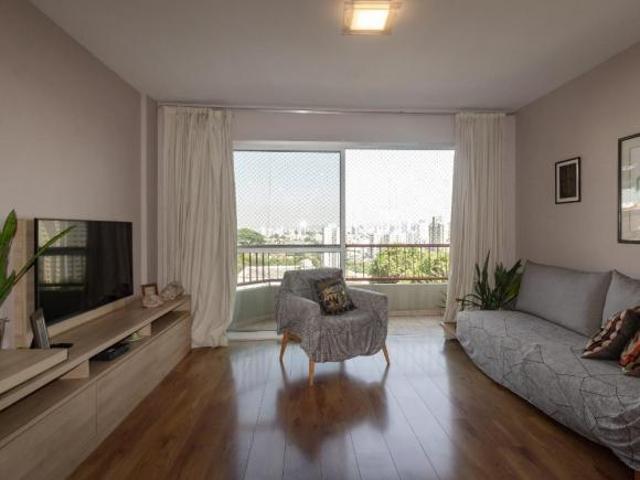 Apartamento tipo para venda com 3 quartos, sendo 1 suíte, 107m²