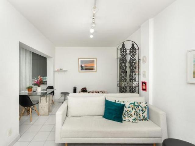 Apartamento tipo para venda com 3 quartos, sendo 1 suíte, 104m²