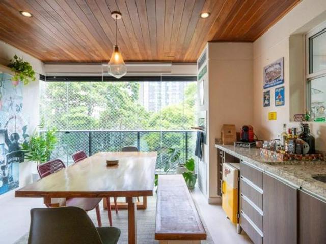 Apartamento tipo para venda com 3 quartos, sendo 1 suíte, 105m²