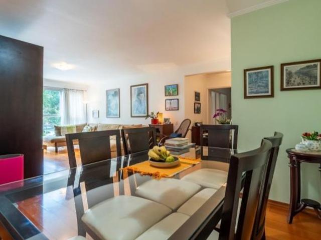 Apartamento tipo para venda com 3 quartos, sendo 1 suíte, 116m²