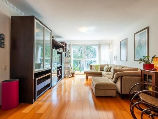 Apartamento tipo para venda com 3 quartos, sendo 1 suíte, 116m²