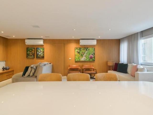 Apartamento tipo para venda com 3 quartos, sendo 1 suíte, 128m²