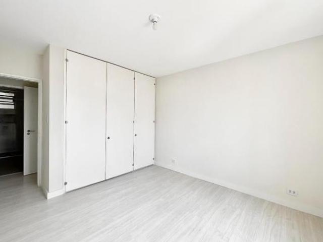 Apartamento tipo para venda com 3 quartos, sendo 1 suíte, 137m²