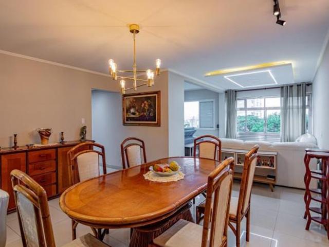 Apartamento tipo para venda com 3 quartos, sendo 1 suíte, 134m²