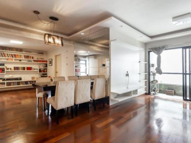 Apartamento tipo para venda com 3 quartos, sendo 1 suíte, 134m²