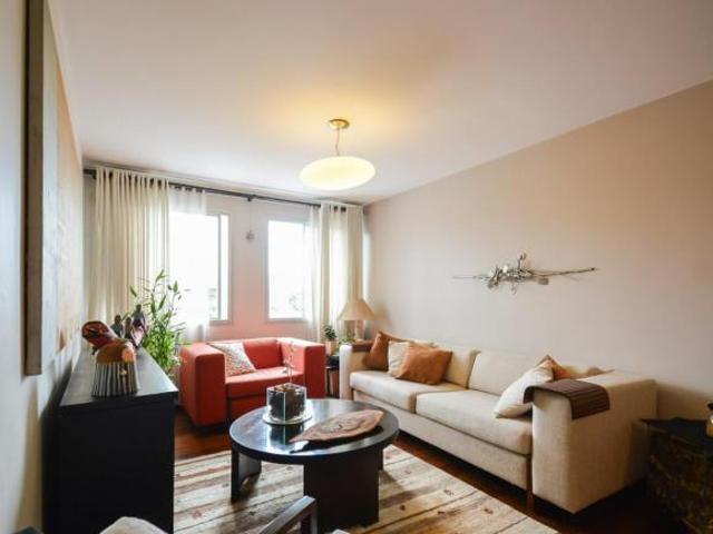 Apartamento tipo para venda com 3 quartos, sendo 1 suíte, 136m²
