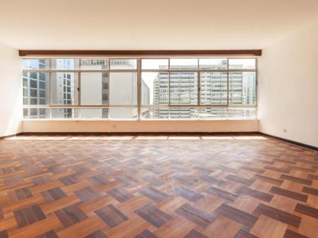 Apartamento tipo para venda com 3 quartos, sendo 1 suíte, 345m²