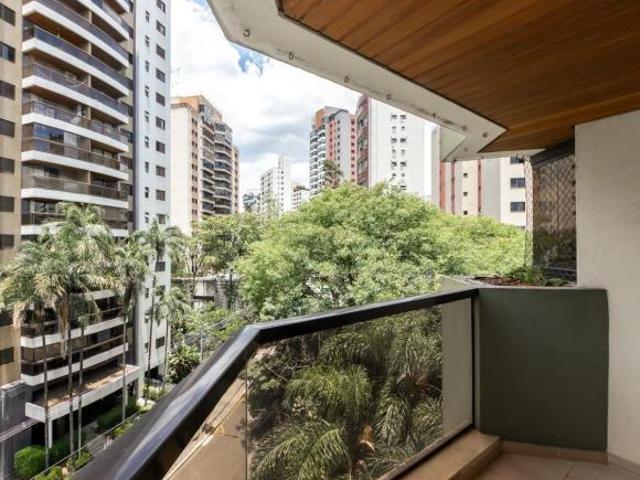Apartamento tipo para venda com 3 quartos, sendo 1 suíte, 98m²