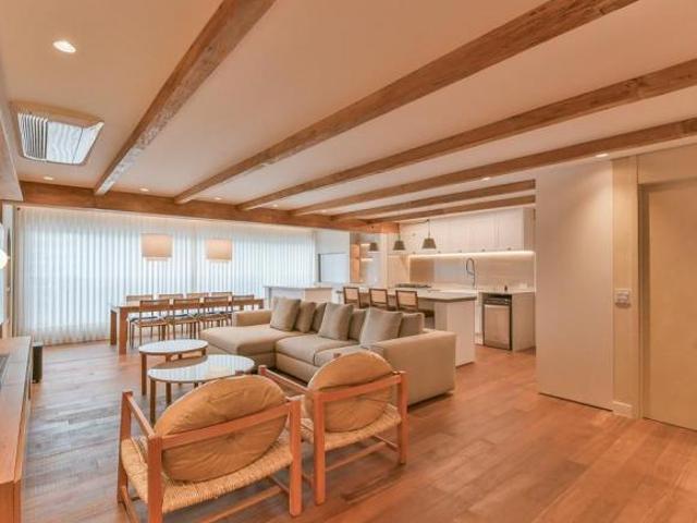 Apartamento tipo para venda com 3 quartos, sendo 3 suítes, 149m²