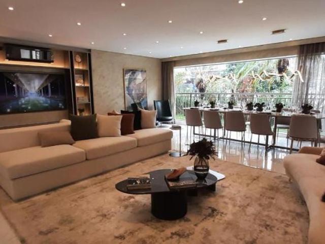 Apartamento tipo para venda com 3 quartos, sendo 3 suítes, 162m²