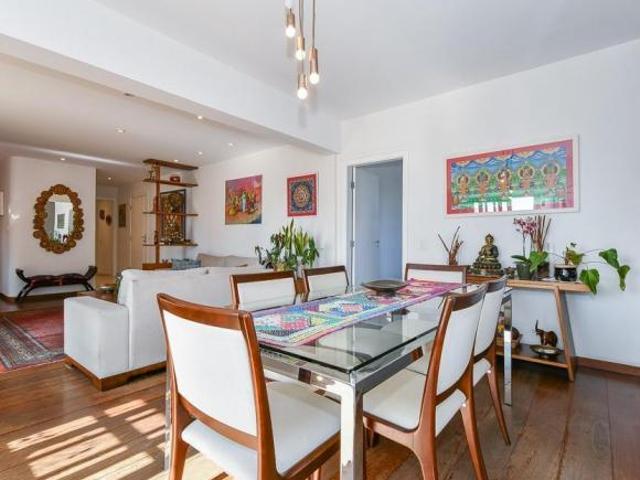 Apartamento tipo para venda com 4 quartos, 200.1m²