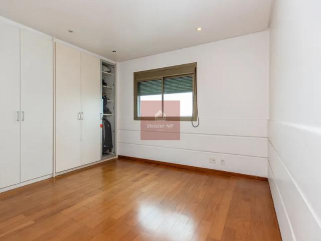 Apartamento tipo para venda com 4 quartos, 280m²