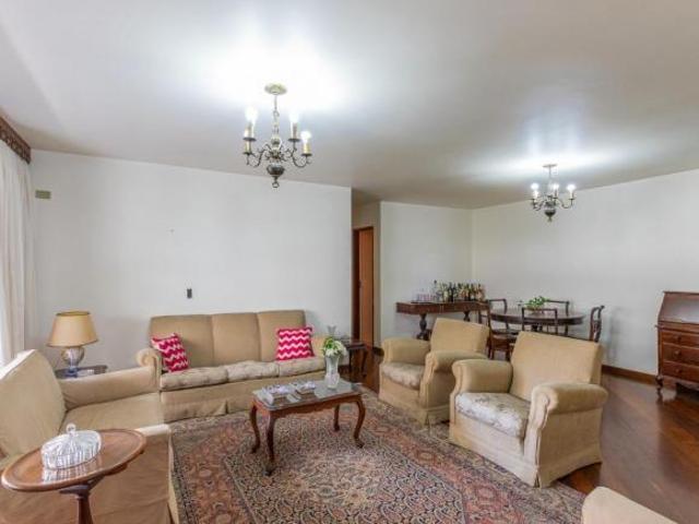Apartamento tipo para venda com 4 quartos, sendo 1 suíte, 146m²