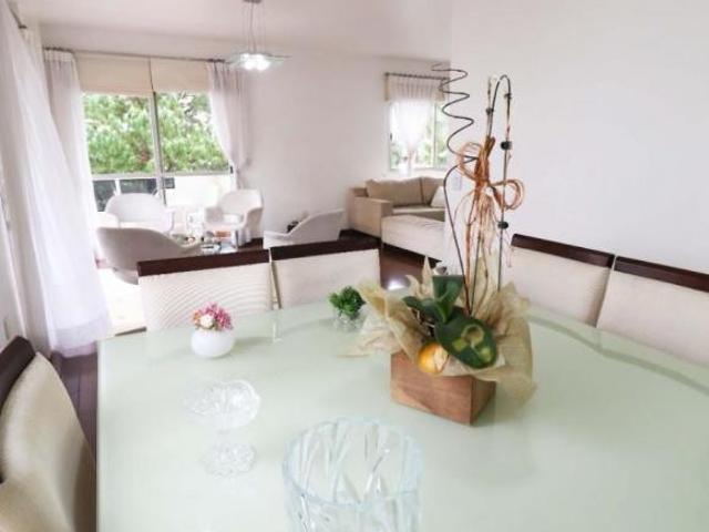 Apartamento tipo para venda com 4 quartos, sendo 2 suítes, 182m²