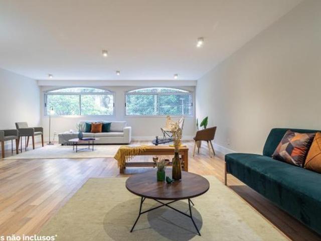 Apartamento tipo para venda com 4 quartos, sendo 2 suítes, 263m²
