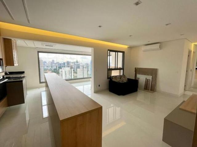 Apartamento tipo para venda e locação com 2 quartos, sendo 2 suítes, 79m²