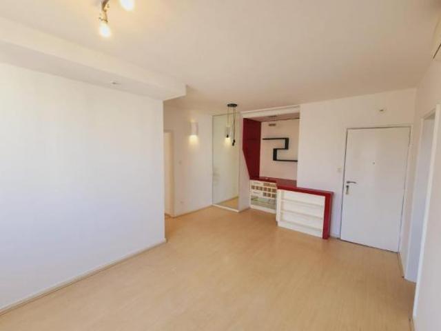 Apartamento tipo para venda e locação em Itaim Bibi com 2 quartos, sendo 1 suíte, 85m²