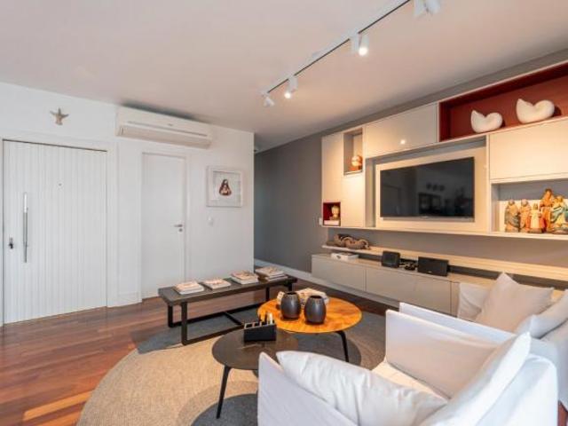 Apartamento tipo para venda em Campo Belo com 3 quartos, sendo 3 suítes, 233m²