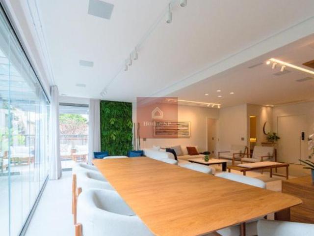 Apartamento tipo para venda em Campo Belo com 3 quartos, sendo 3 suítes, 237m²