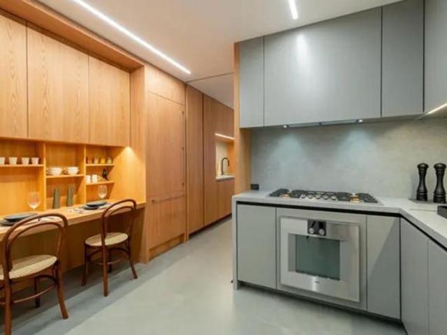Apartamento tipo para venda em Campo Belo com 4 quartos, sendo 4 suítes, 211m²