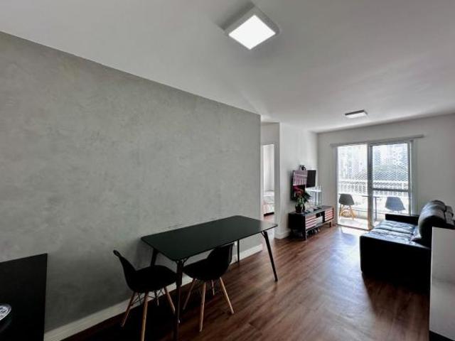 Apartamento tipo para venda em Chácara Santo Antônio com 2 quartos, sendo 1 suíte, 64m²