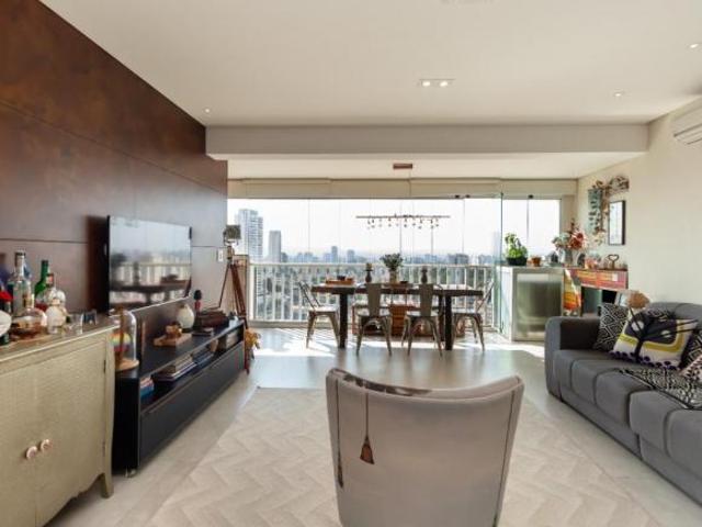 Apartamento tipo para venda em Aclimação com 2 quartos, sendo 2 suítes, 95m²