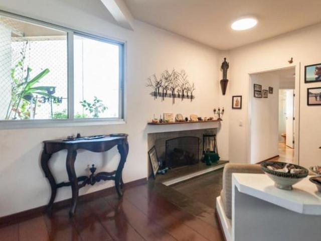 Apartamento tipo para venda em Brooklin com 3 quartos, sendo 1 suíte, 150m²