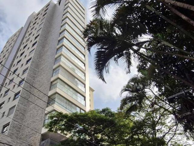 Apartamento tipo para venda em Brooklin Paulista com 3 quartos, sendo 3 suítes, 141m²