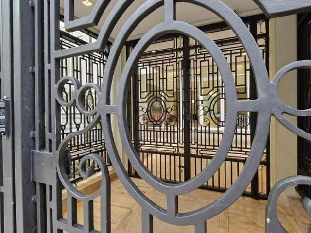 Apartamento tipo para venda em Higienópolis com 4 quartos, sendo 2 suítes, 300m²