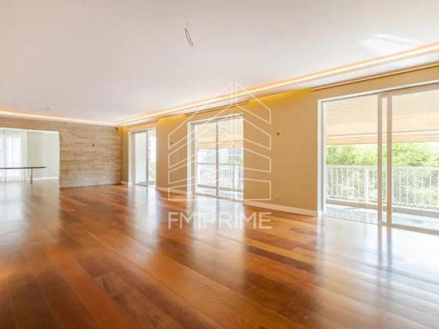 Apartamento tipo para venda em Higienópolis com 4 quartos, sendo 4 suítes, 468m²