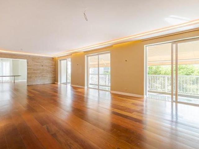 Apartamento tipo para venda em Higienópolis com 4 quartos, sendo 4 suítes, 468m²