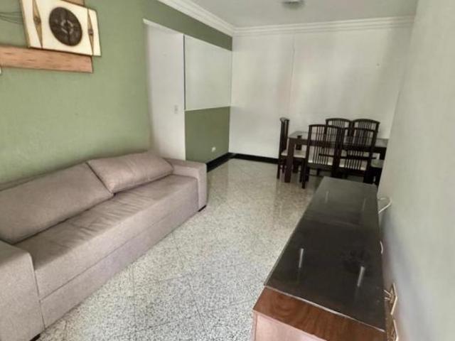 Apartamento tipo para venda em Interlagos com 2 quartos, 70m²