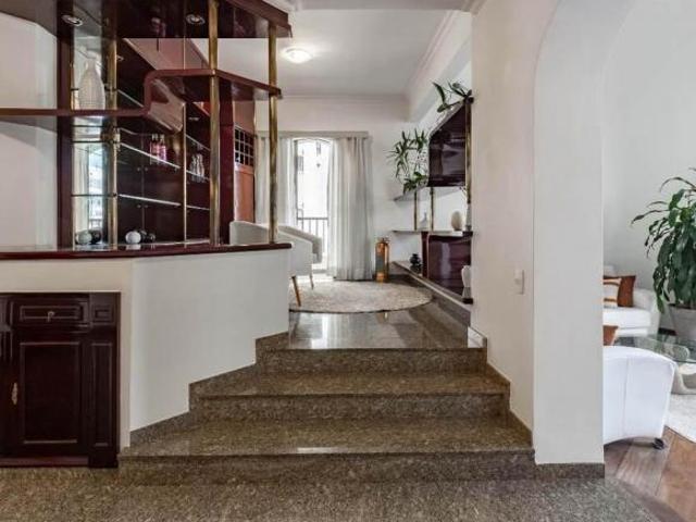 Apartamento tipo para venda em Indianópolis com 3 quartos, sendo 3 suítes, 217m²