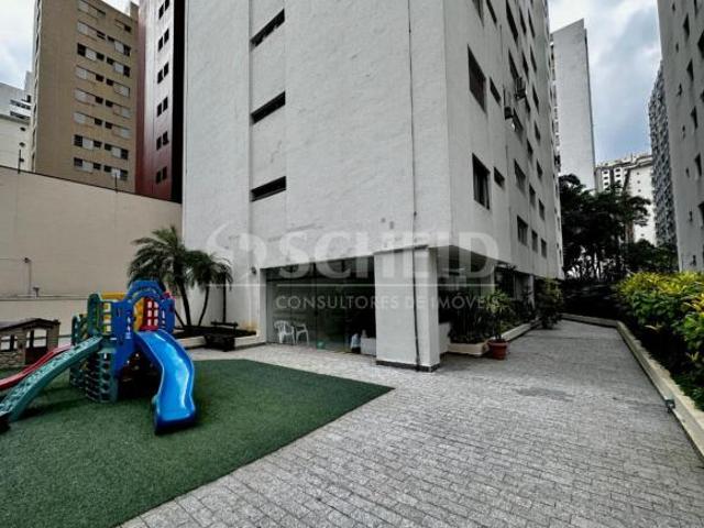 Apartamento tipo para venda em Itaim Bibi com 3 quartos, sendo 1 suíte, 155m² 1 vaga