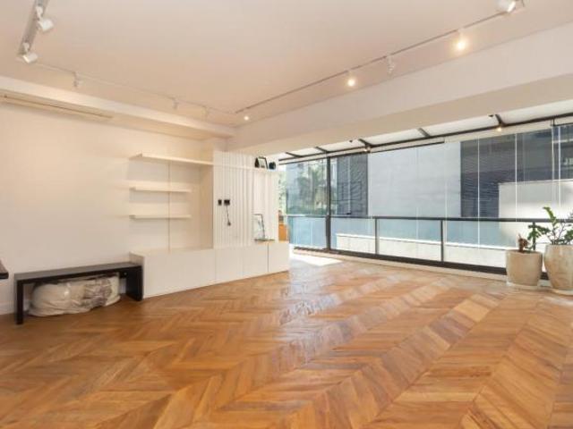 Apartamento tipo para venda em Itaim Bibi com 2 quartos, sendo 2 suítes, 126m²
