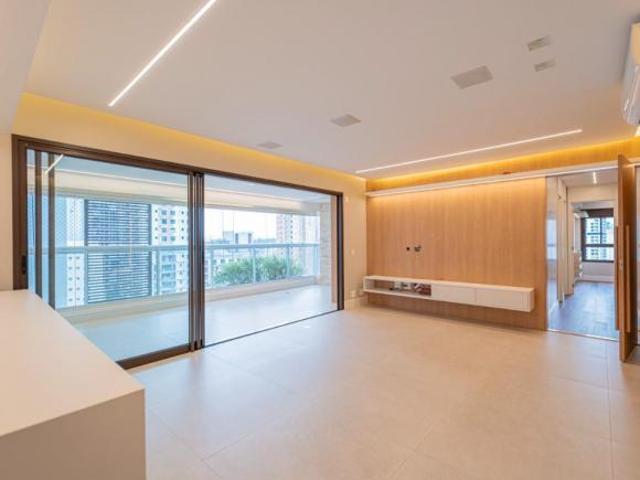 Apartamento tipo para venda em Jardim das Acácias com 3 quartos, sendo 3 suítes, 139m²