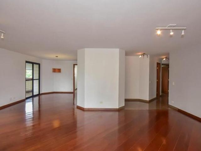 Apartamento tipo para venda em Jardim Londrina com 4 quartos, sendo 3 suítes, 228m²