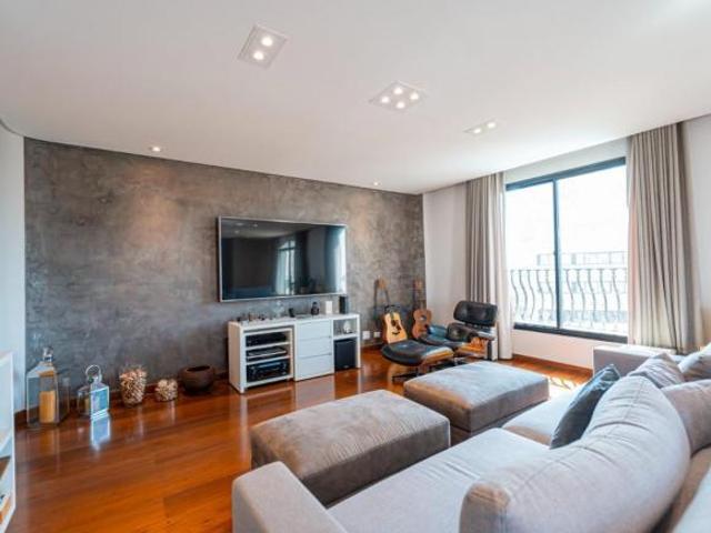 Apartamento tipo para venda em Jardim Parque Morumbi com 4 quartos, sendo 2 suítes, 285m²