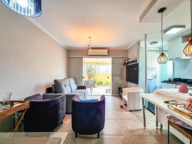 Apartamento tipo para venda em Moema com 2 quartos, sendo 2 suítes, 90m²
