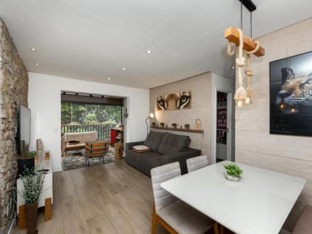 Apartamento tipo para venda em Saúde com 2 quartos, sendo 1 suíte, 68m²
