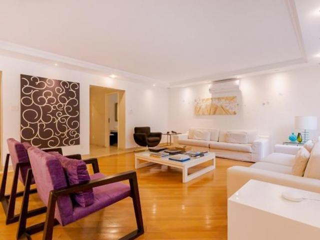 Apartamento tipo para venda em Santa Cecília com 3 quartos, sendo 1 suíte, 250m²