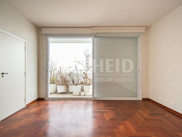 Apartamento tipo para venda em Santa Cecília com 3 quartos, sendo 3 suítes, 268m²