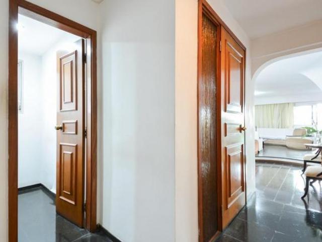 Apartamento tipo para venda em Santa Cecília com 4 quartos, sendo 3 suítes, 204.2m²