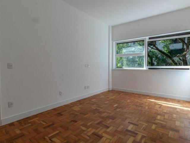 Apartamento tipo para venda em Paraíso com 3 quartos, sendo 1 suíte, 115m²