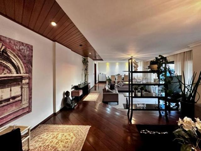 Apartamento tipo para venda em Vila Alexandria com 4 quartos, sendo 2 suítes, 274m²