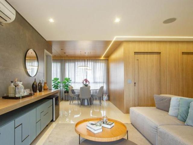Apartamento tipo para venda em Vila Andrade com 3 quartos, sendo 3 suítes, 138m²