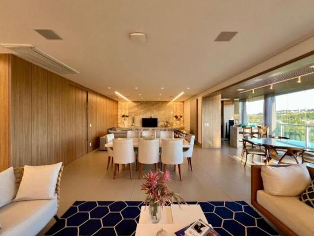 Apartamento tipo para venda em Vila do Golf com 4 quartos, sendo 4 suítes, 322m²