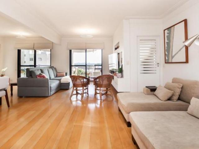 Apartamento tipo para venda em Vila Madalena com 3 quartos, sendo 2 suítes, 166m²